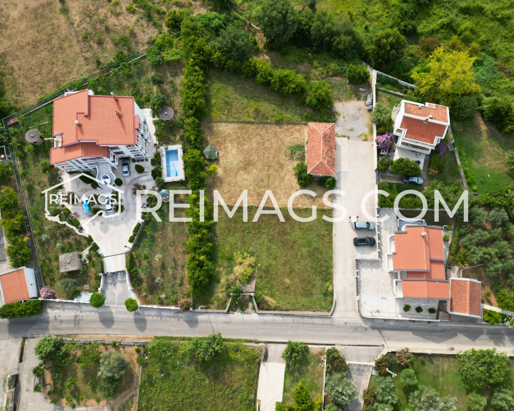 #194 Urbanized plot near the city of Bar in Zaljevo/Stari Bar | Reimags.com